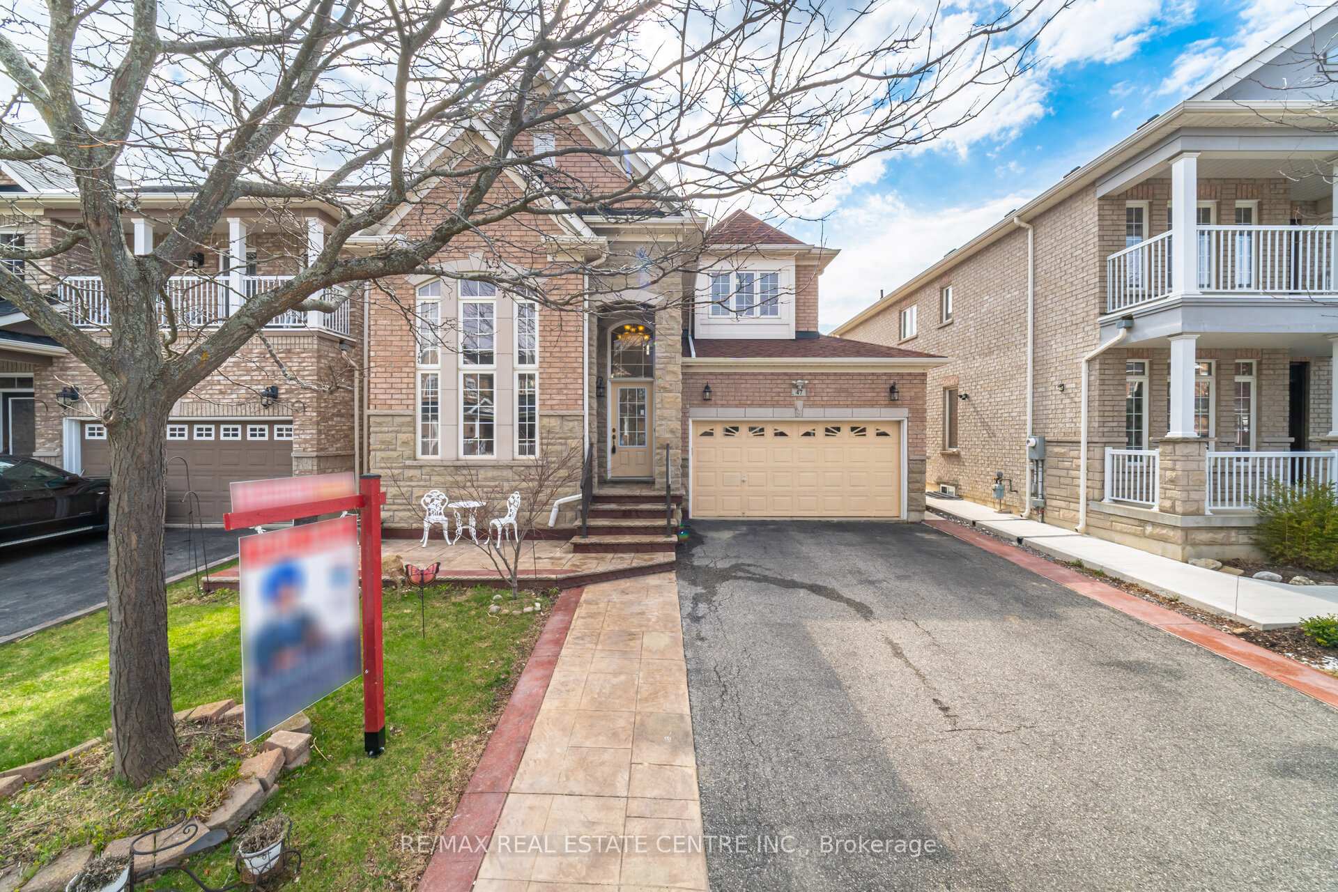 47 Begonia Crescent, Brampton, ON L7A 0M7