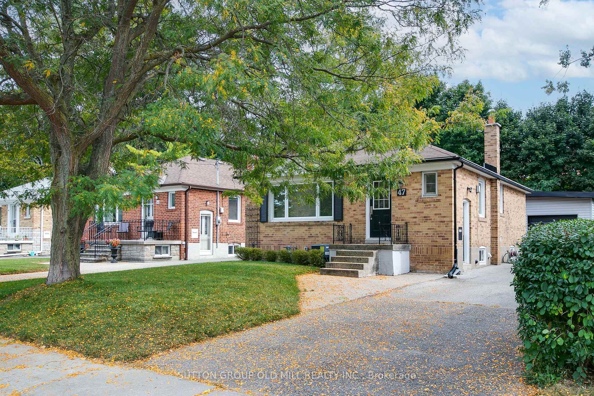 47 Cynthia Road, Toronto, ON M6N 2P8