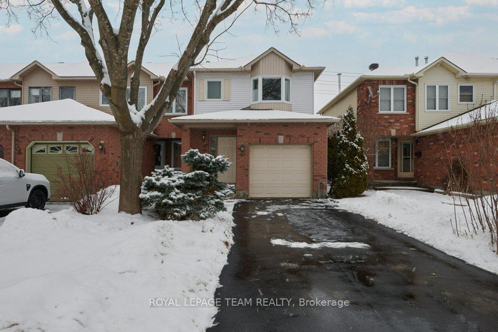47 Grenadier Way, Barrhaven, ON K2J 4L4