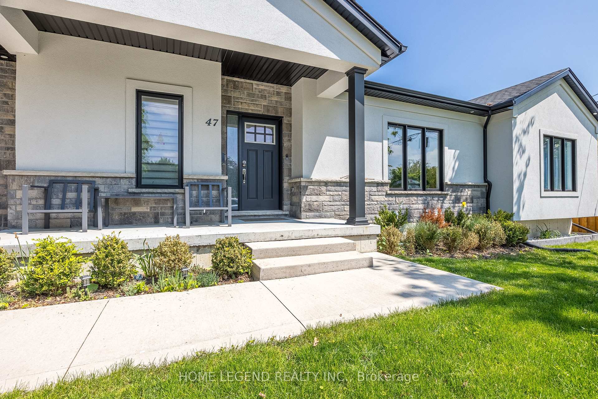 47 Roland Street, St. Catharines, ON L2S 2B8