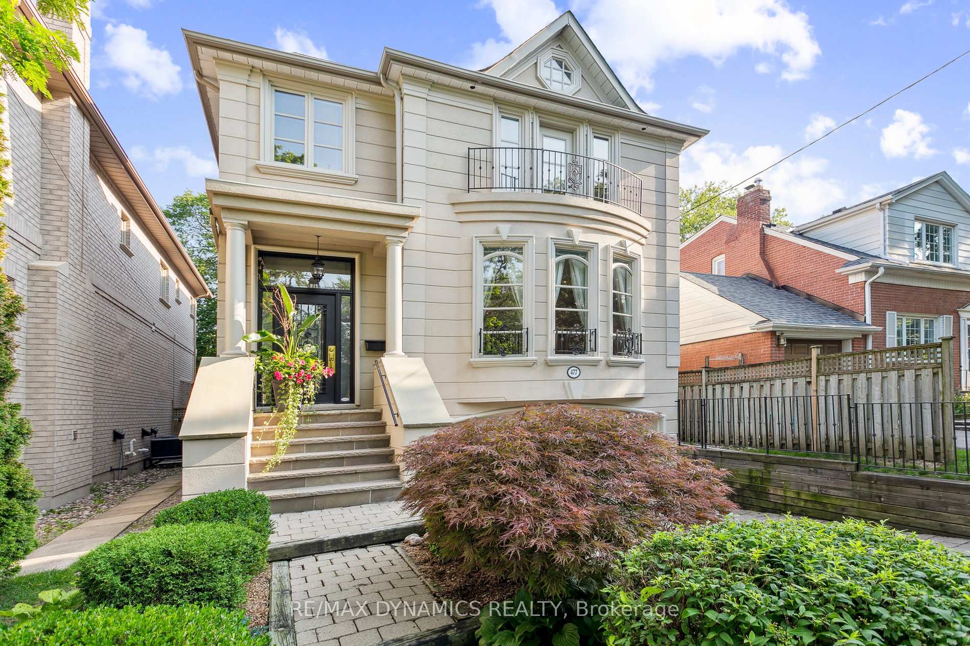 477 Old Orchard Grove, Toronto, ON M5M 2G3