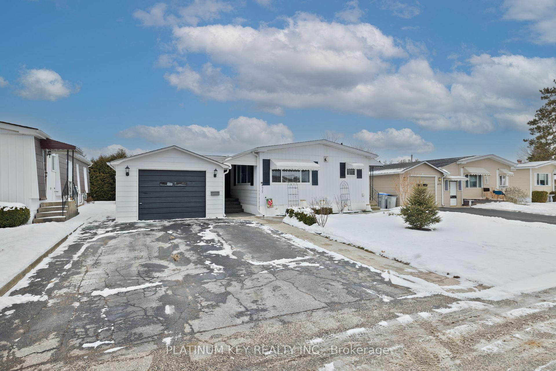 477 Richard Crescent, Strathroy-Caradoc, ON N7G 3P4