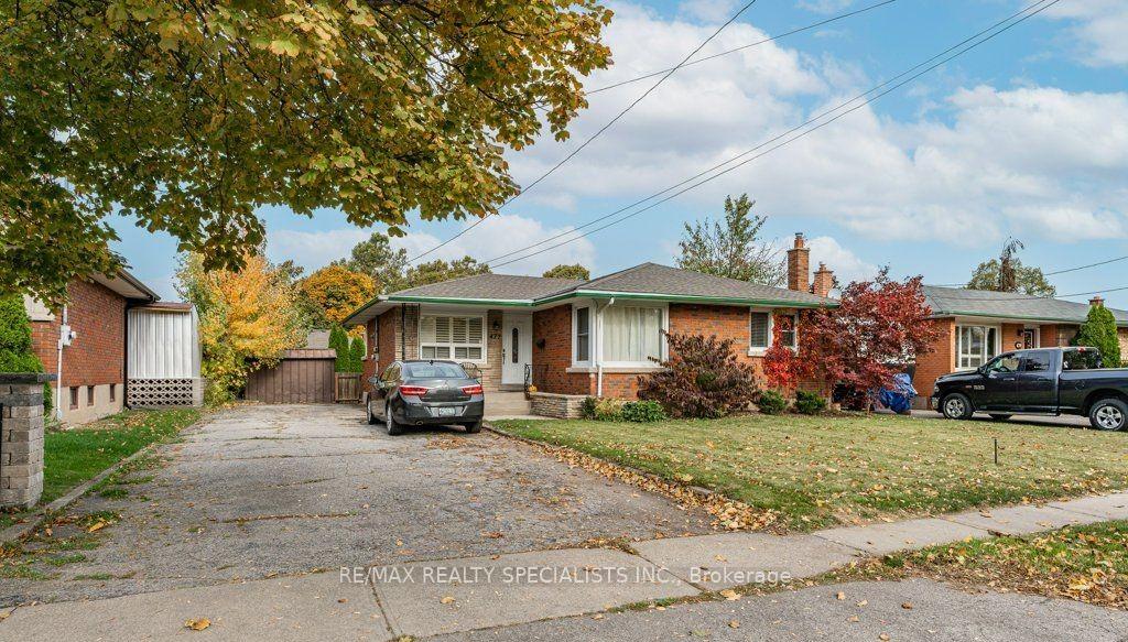 Bsmt - 477 Scott Street, St. Catharines, ON L2M 3X1