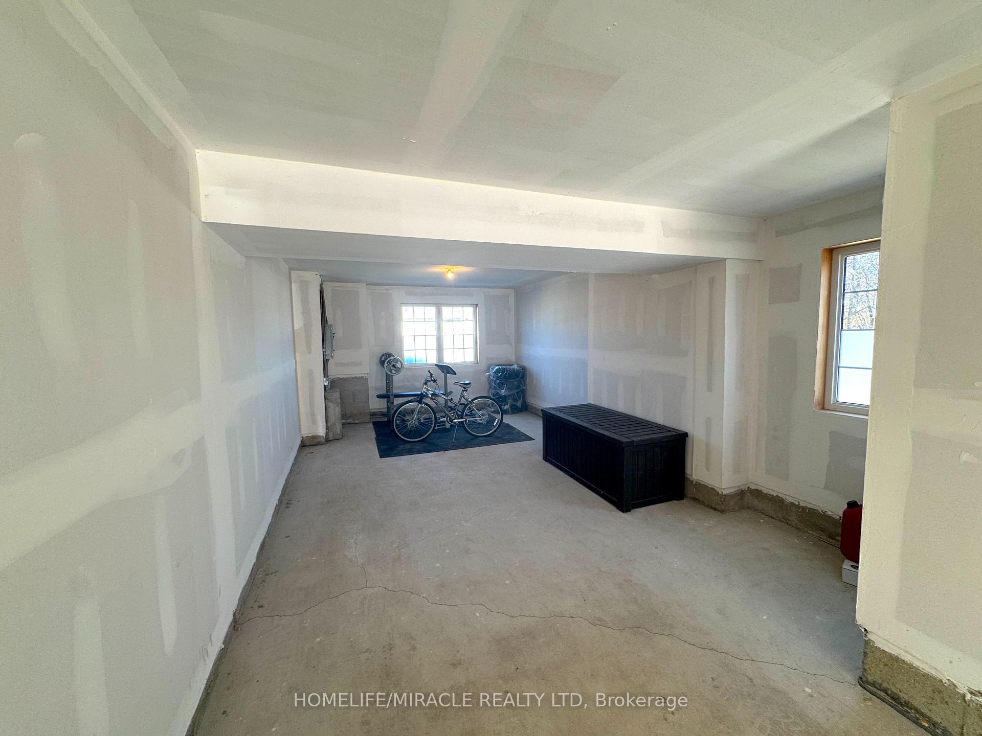 48 - 180 Howden Boulevard, Brampton, ON L6S 0E6