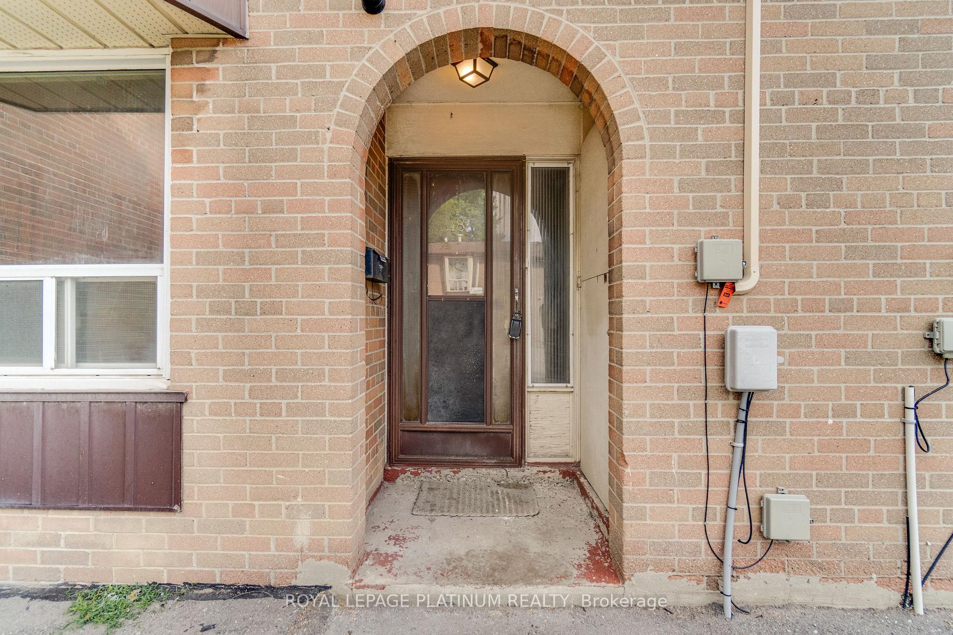 48 - 246 John Garland Boulevard, Toronto, ON M9V 1N8