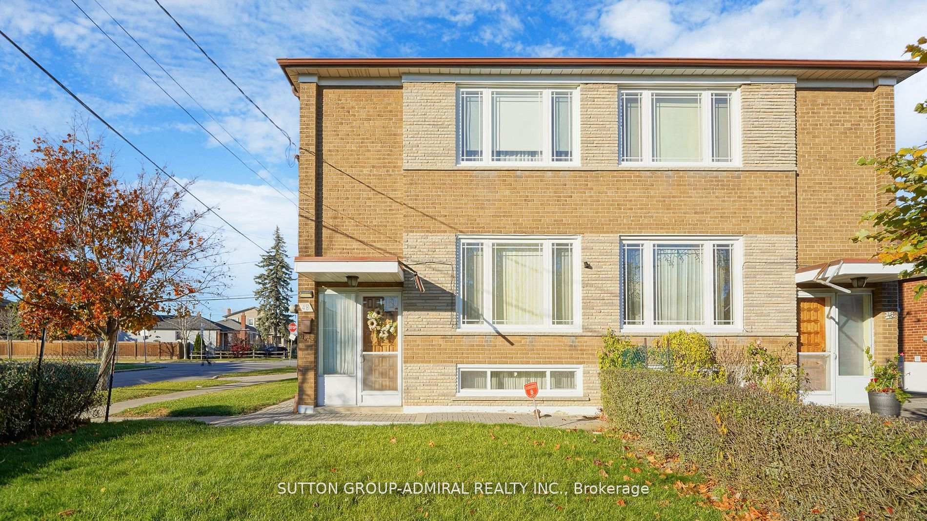 48 Dubray Avenue, Toronto, ON M3K 1V5