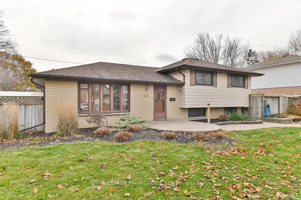 48 Janlyn Crescent, Belleville, ON K8N 1L2