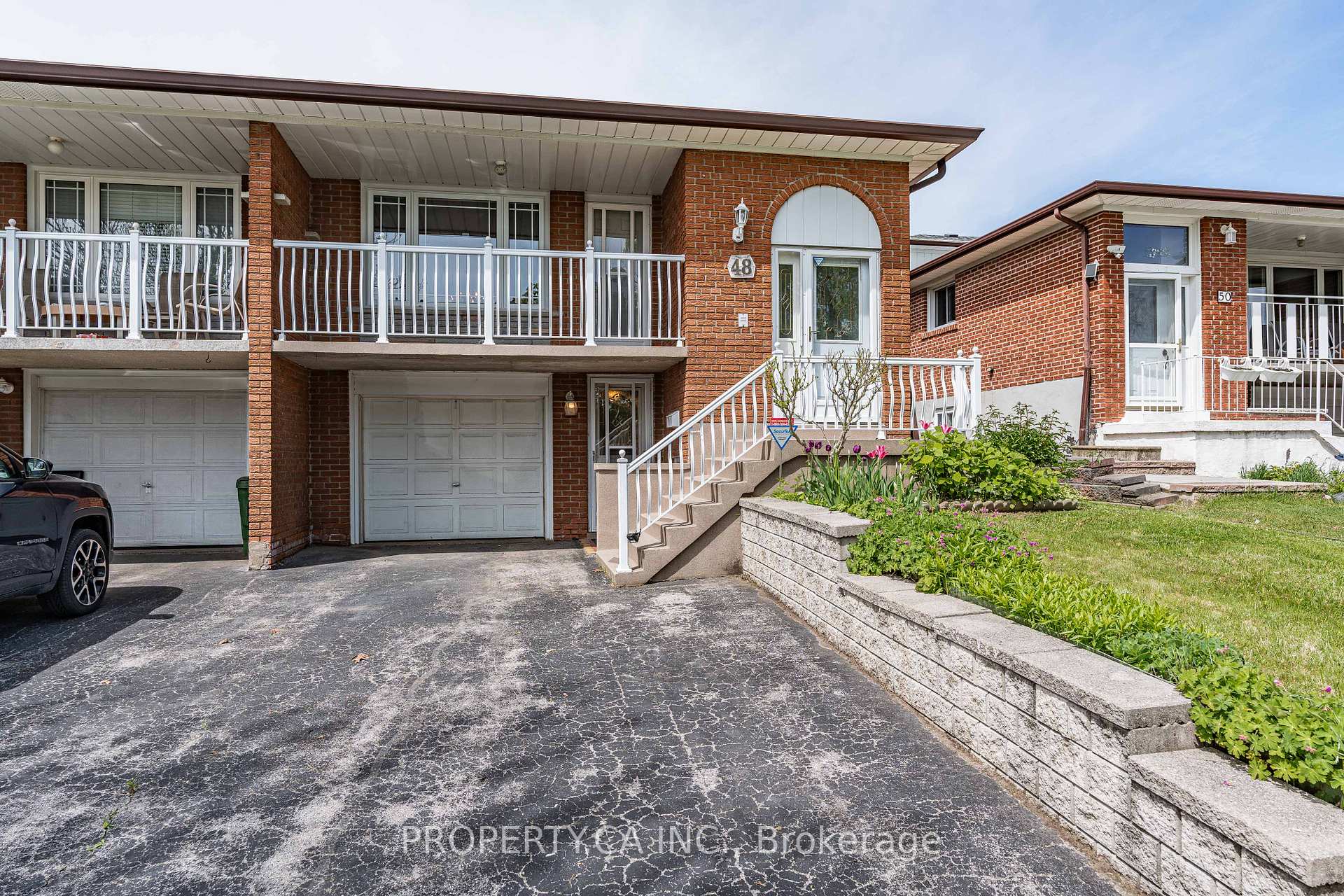 48 Navaho Drive, Toronto, ON M2H 2X3