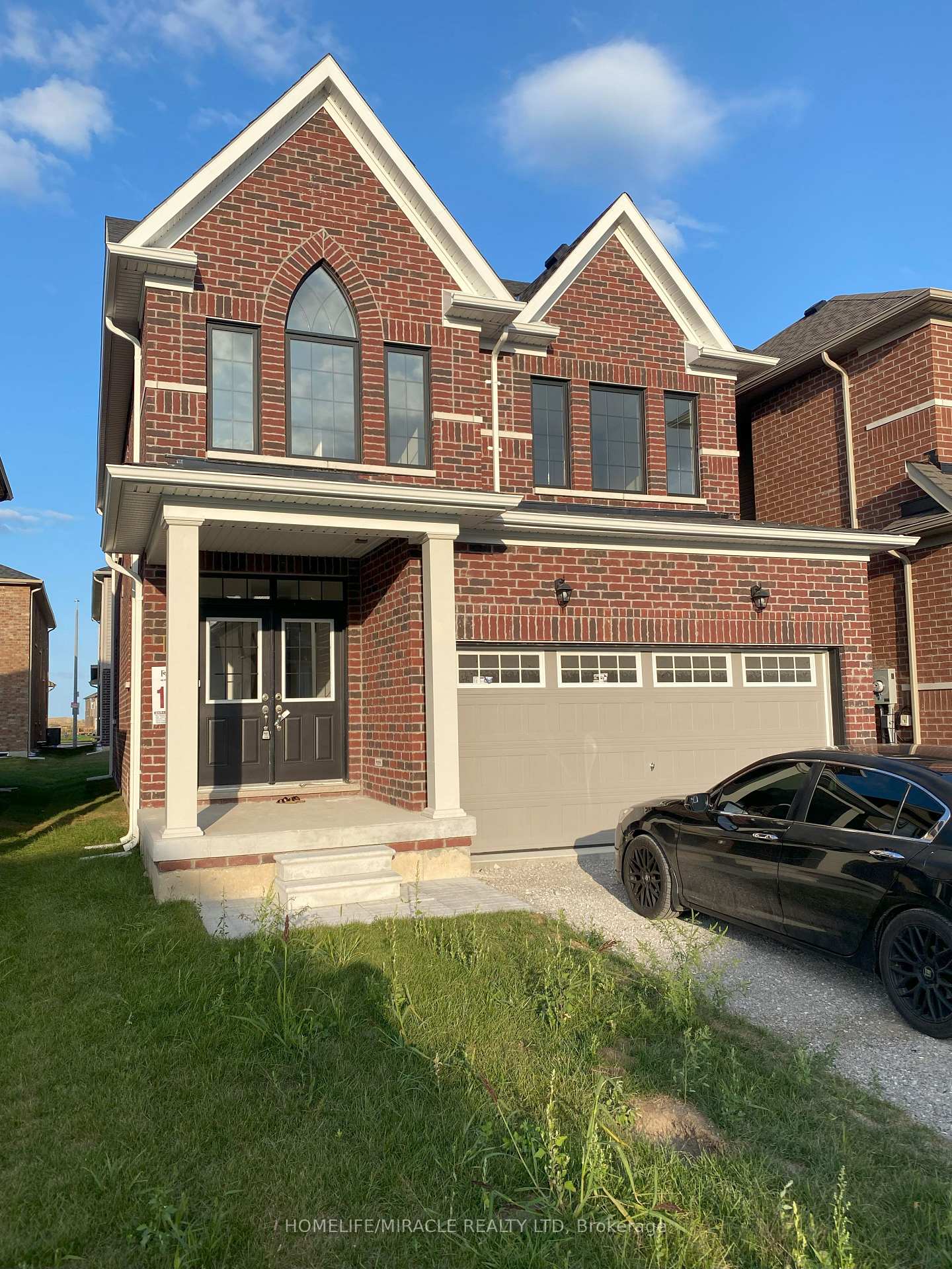 48 Prudhoe Terrace, Barrie, ON L9J 0W2