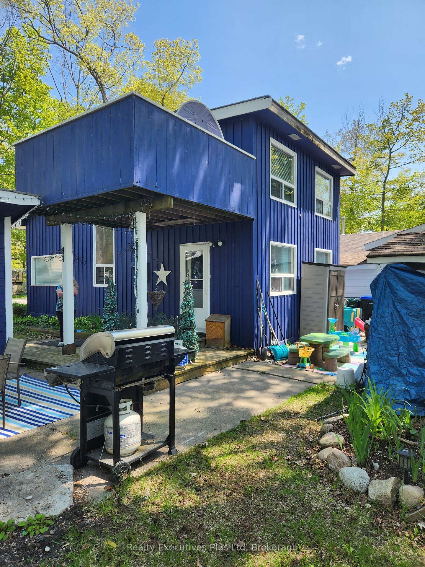 48 Tiny Beaches Road N, Tiny, ON L0L 2J0