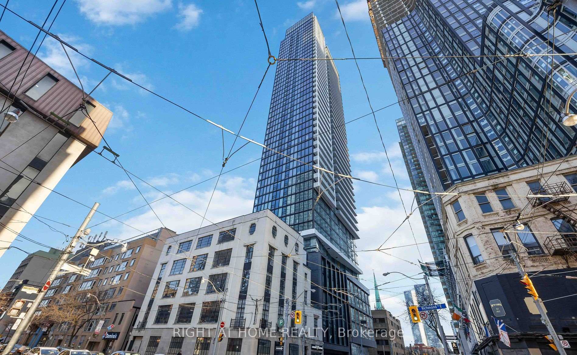 4801 - 89 Church Street, Toronto, ON M5C 0B7