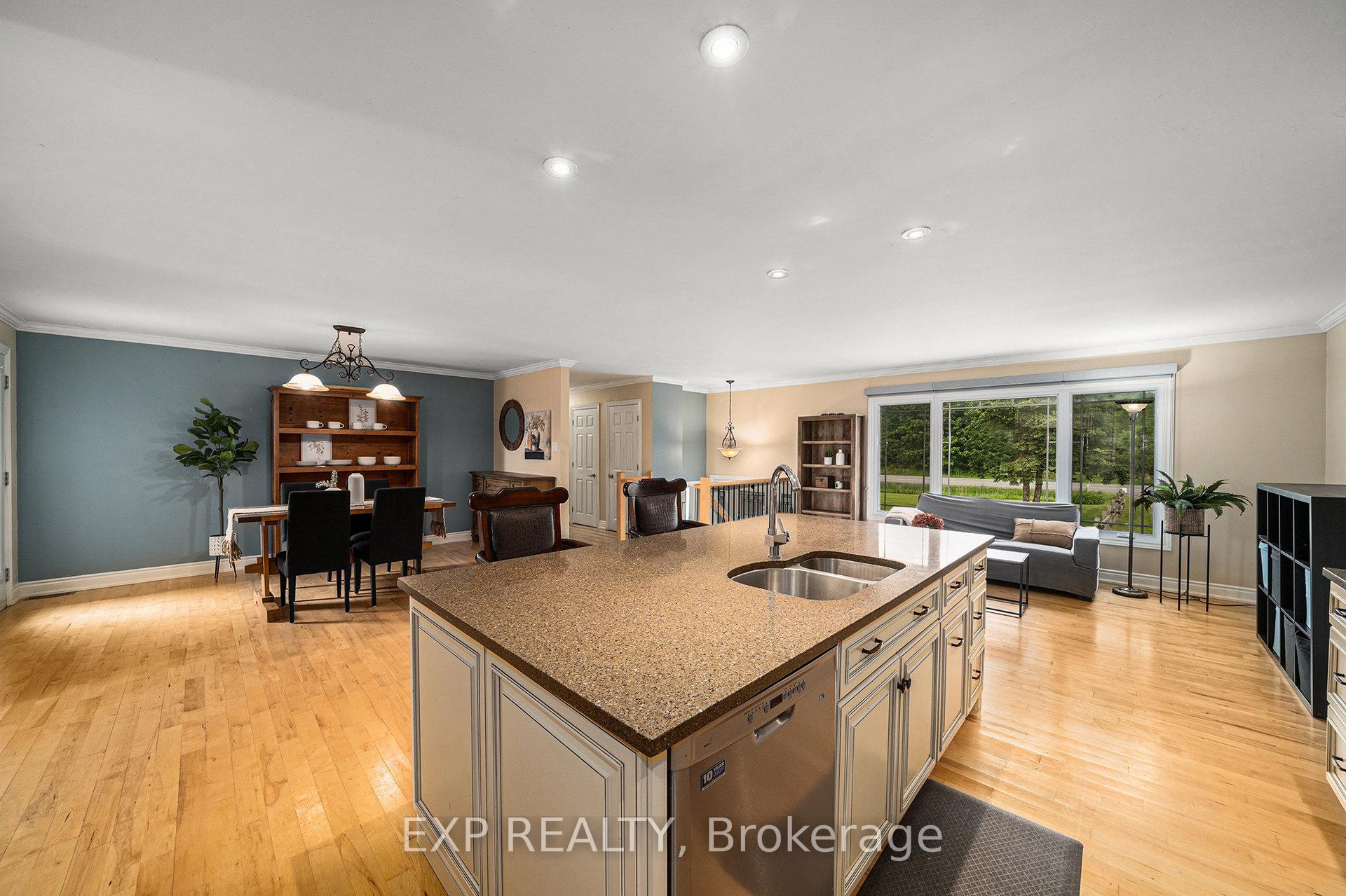 4806 Frank Kenny Road, Orleans - Cumberland and Area, ON K0A 3H0