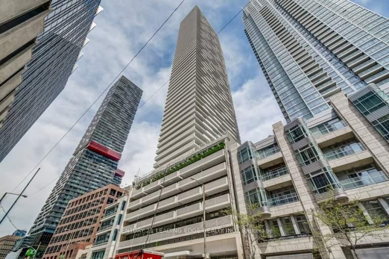 4810 - 2221 Yonge Street, Toronto, ON M4S 0B8