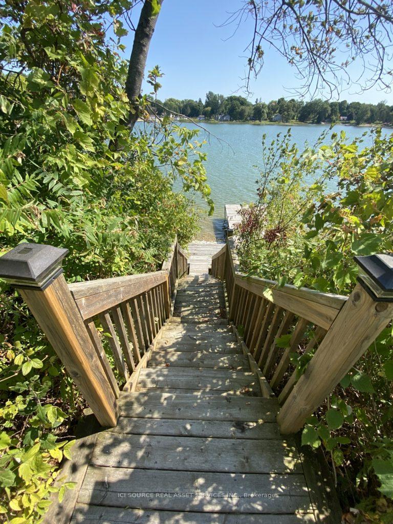 486 County Rd 18, Prince Edward County, ON K0K 1P0