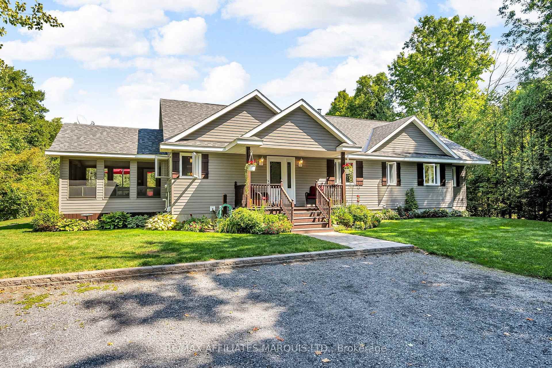 South Stormont Real Estate MLS® Listings & Houses For Sale