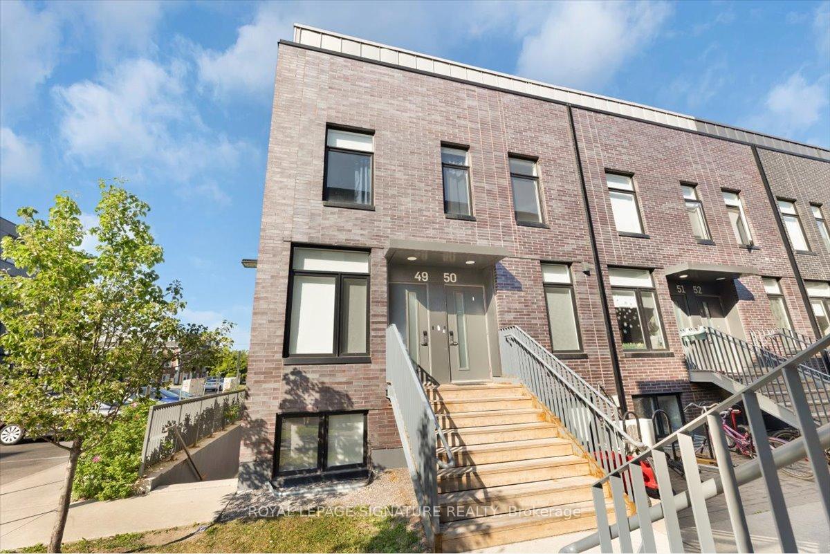 49 - 1740 Simcoe Street N, Oshawa, ON L1G 4X9