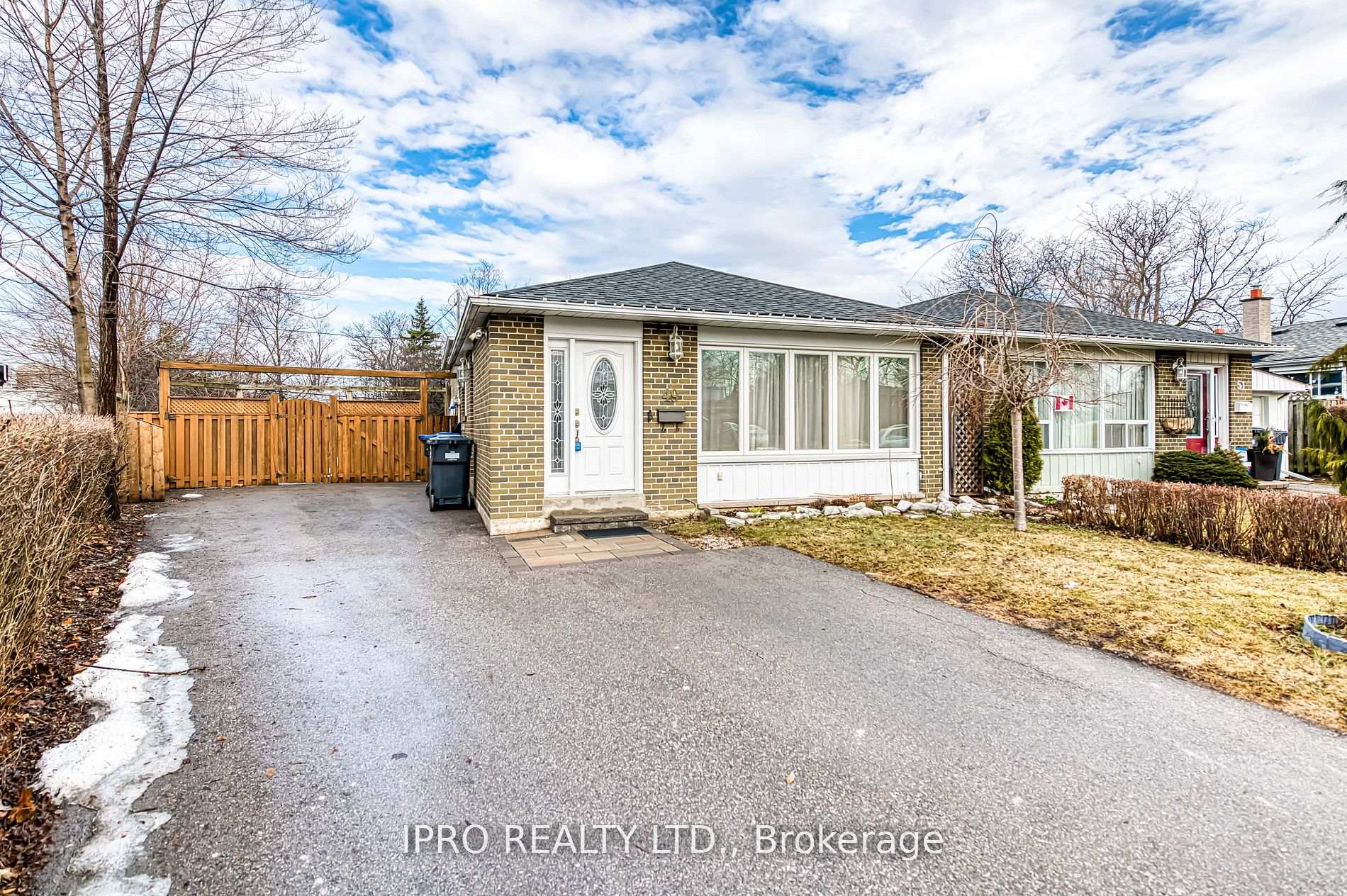 49 Ascot Avenue Brampton On L6t 2p3
