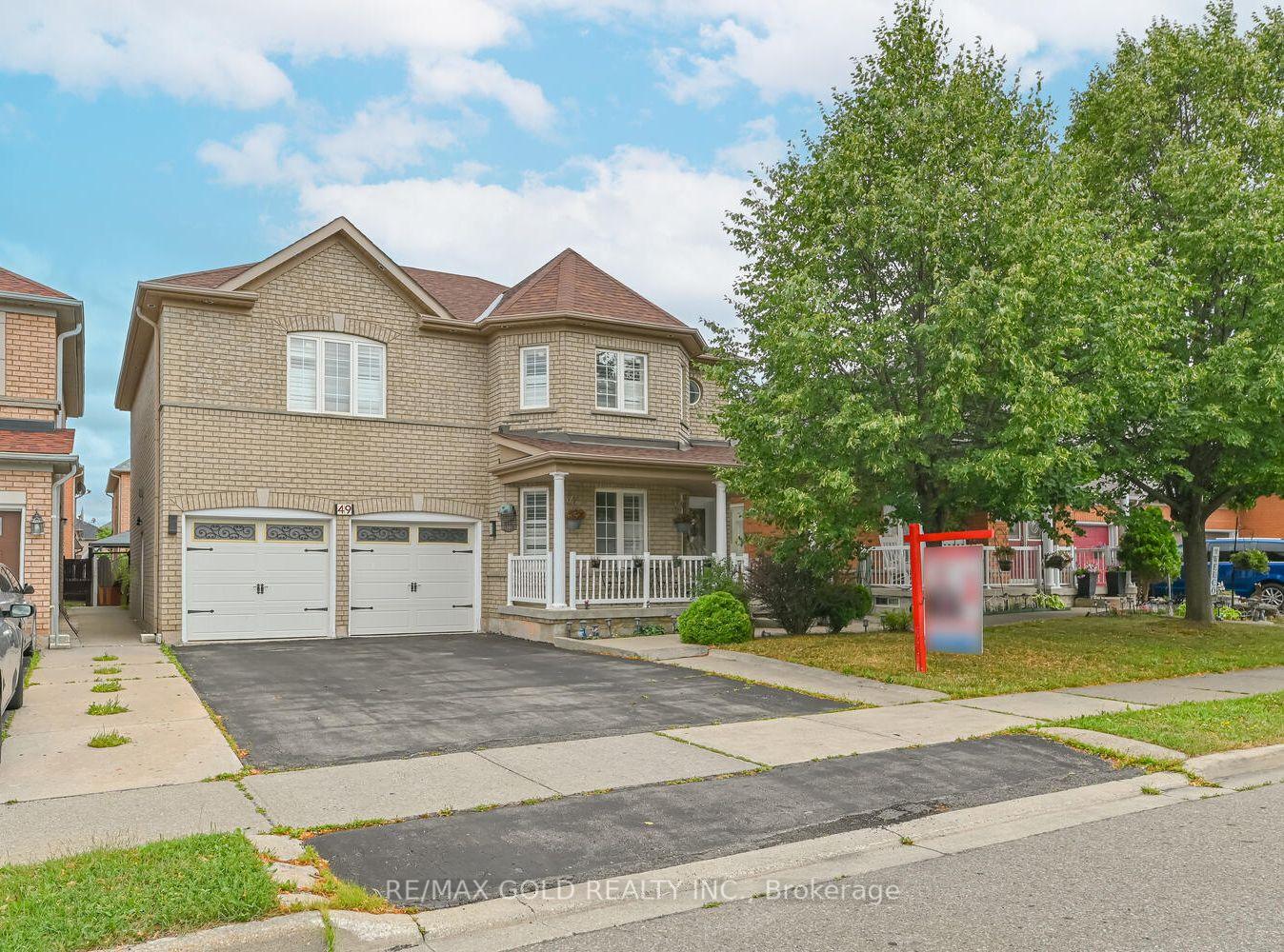 49 Australia Drive, Brampton, ON L6R 3G1
