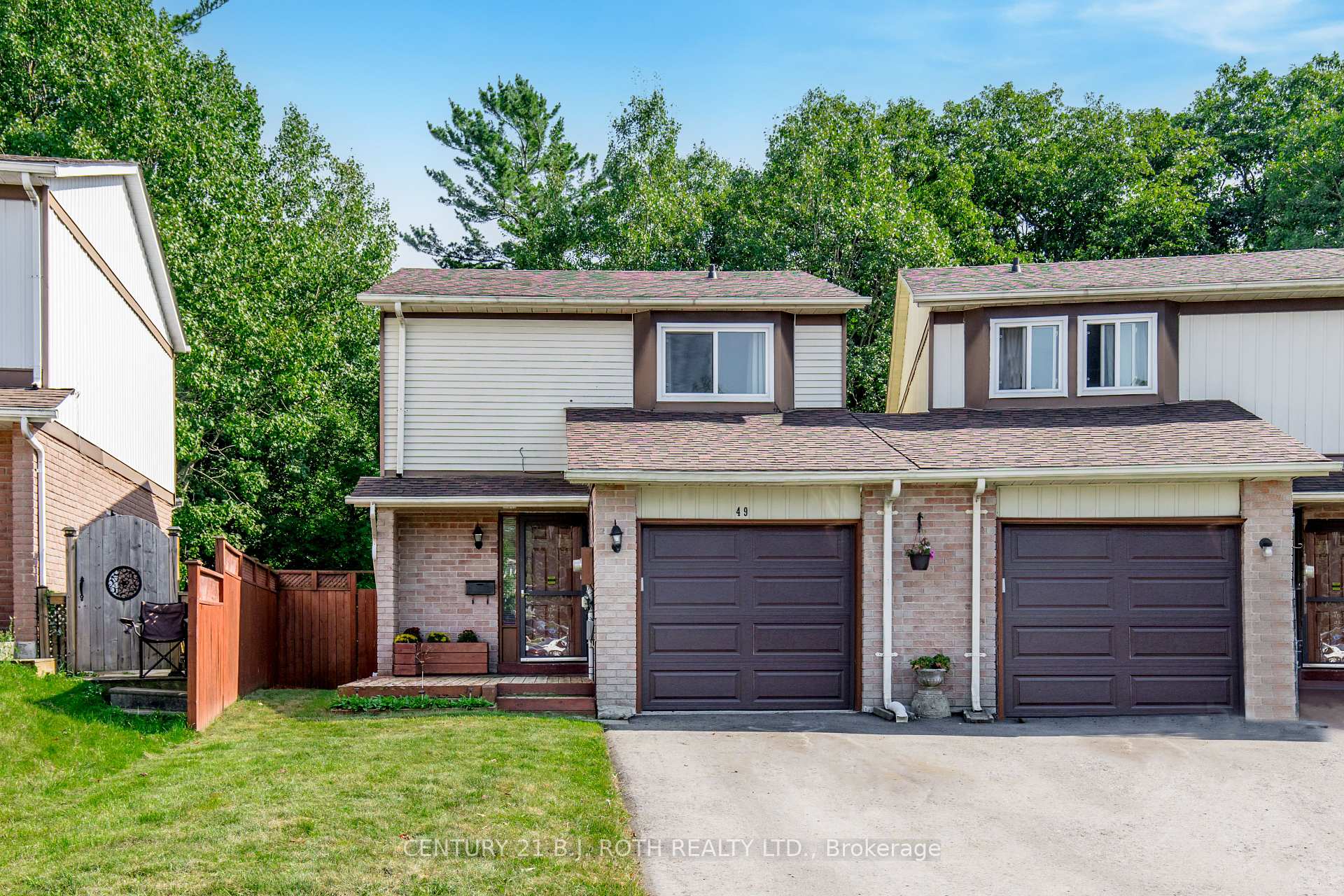 49 BURNS Circle, Barrie, ON L4N 5J8