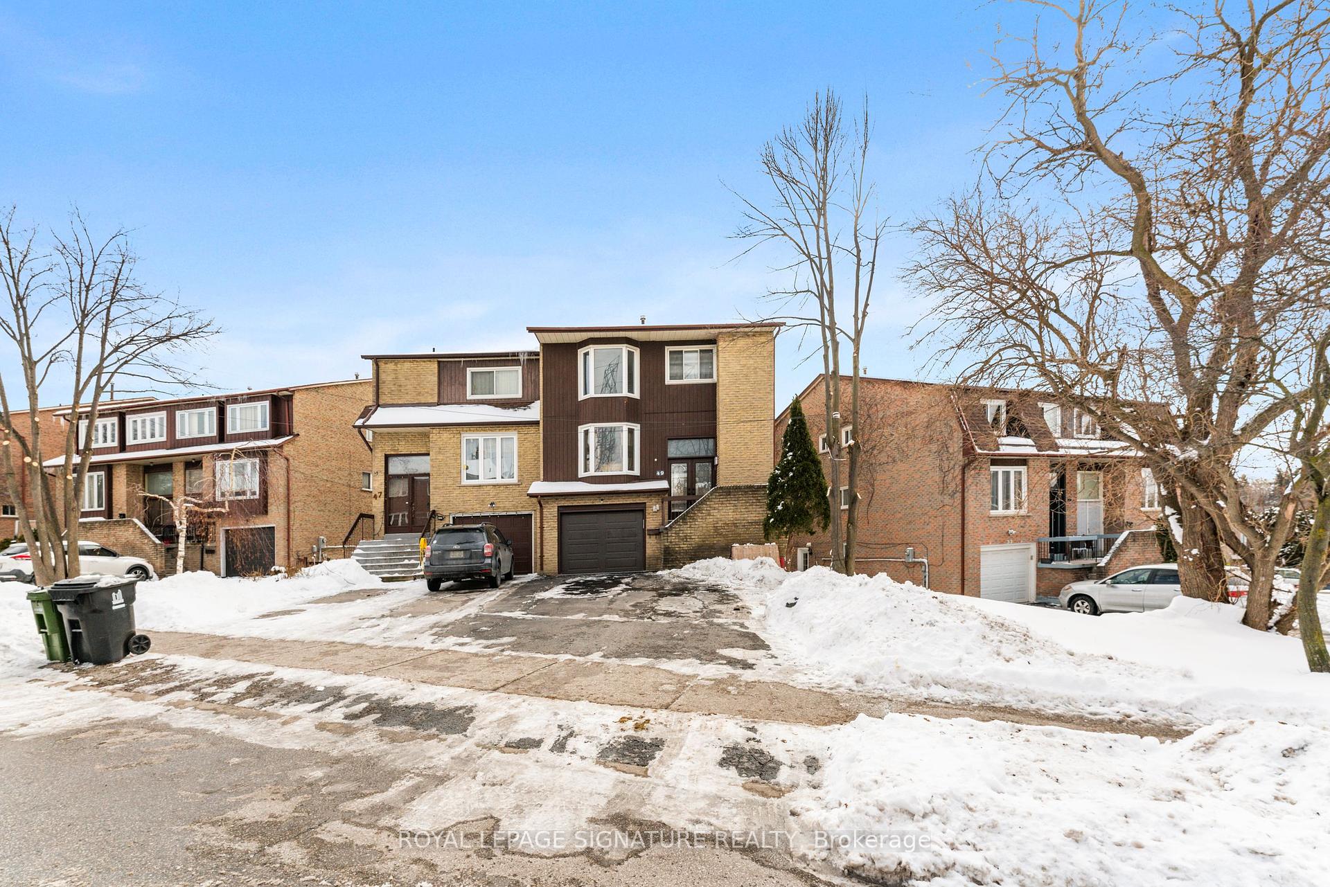 49 Henry Welsh Drive, Toronto, ON M2R 3P3