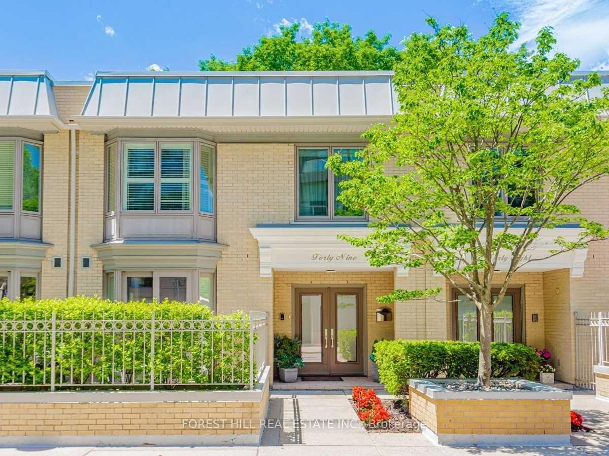 49 Lower Village Gate, Toronto, ON M5P 3L7