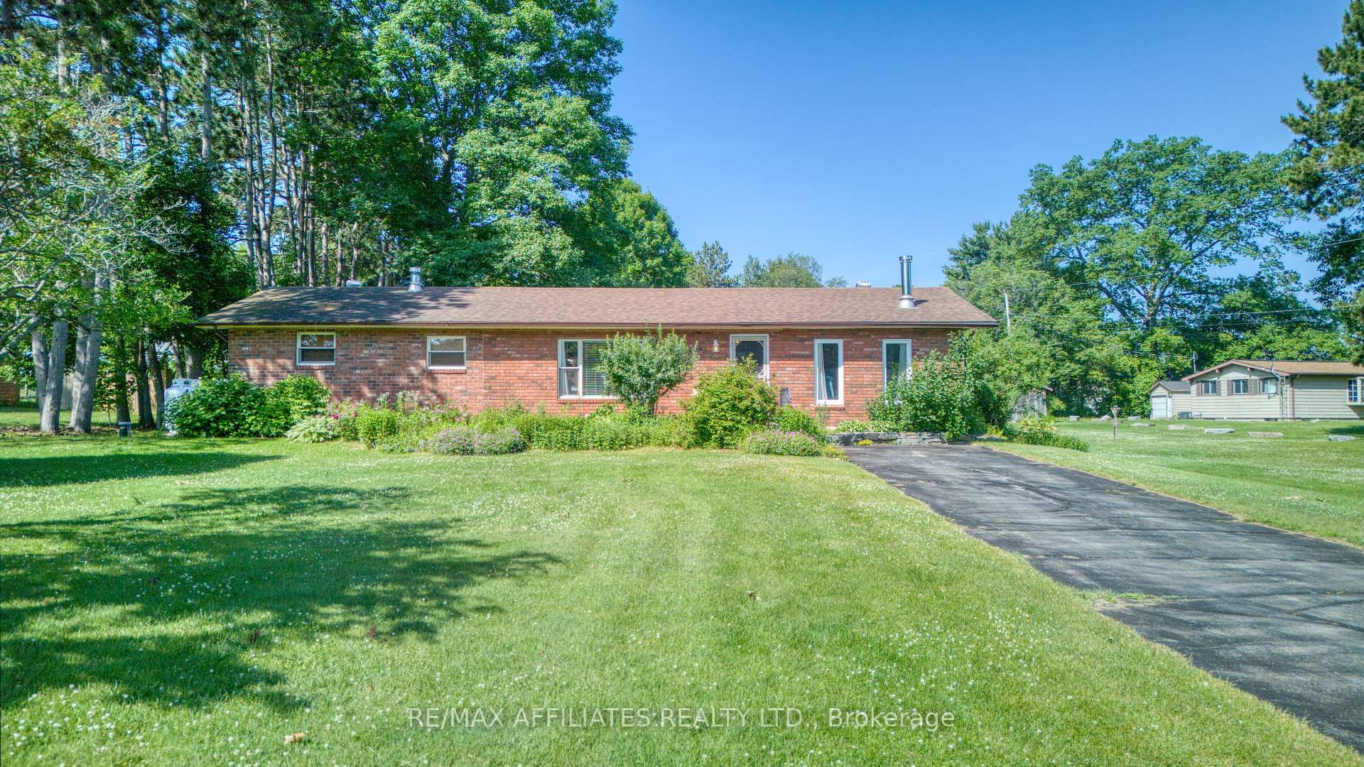 Westport Real Estate MLS® Listings & Houses For Sale