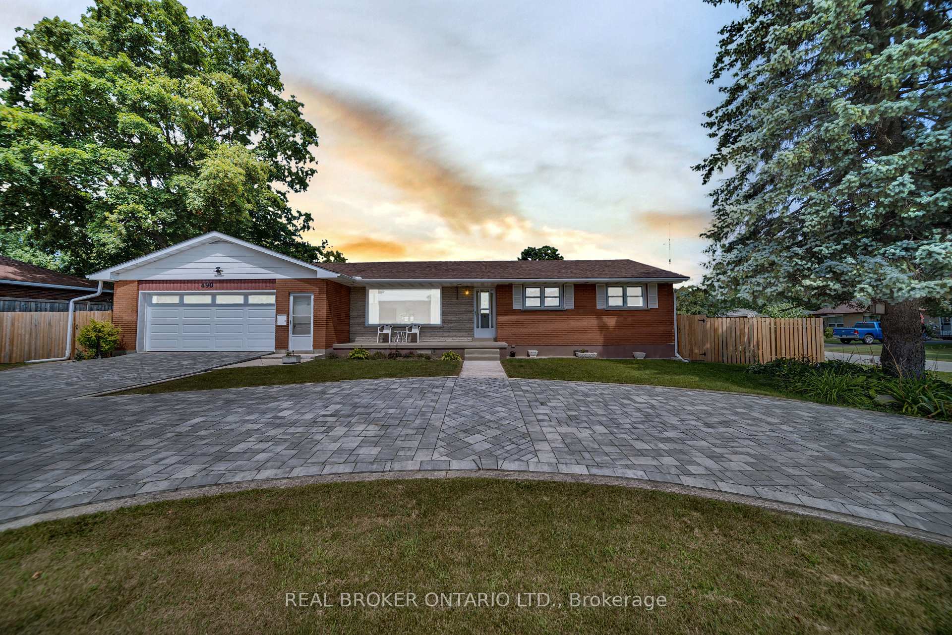 490 Saddler Street E, West Grey, ON N0G 1R0