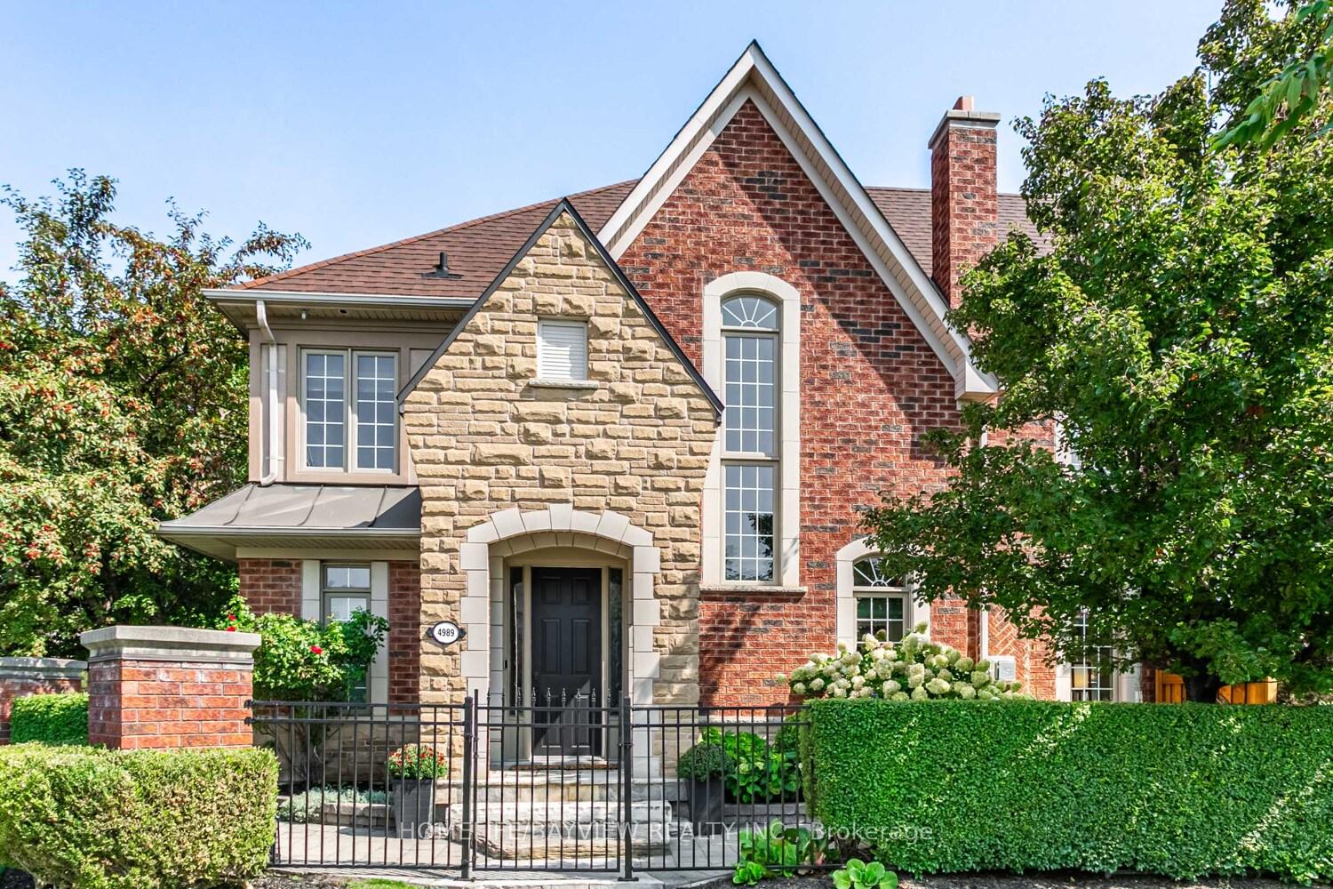 4989 Sebastian Drive, Mississauga, ON L5M 7P4