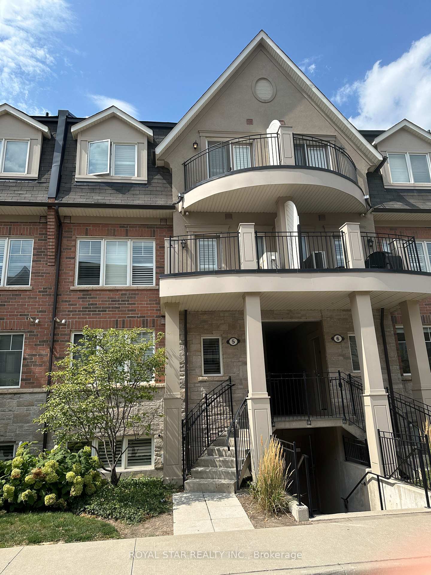 5-03 - 2420 Baronwood Drive, Oakville, ON L6M 0J7