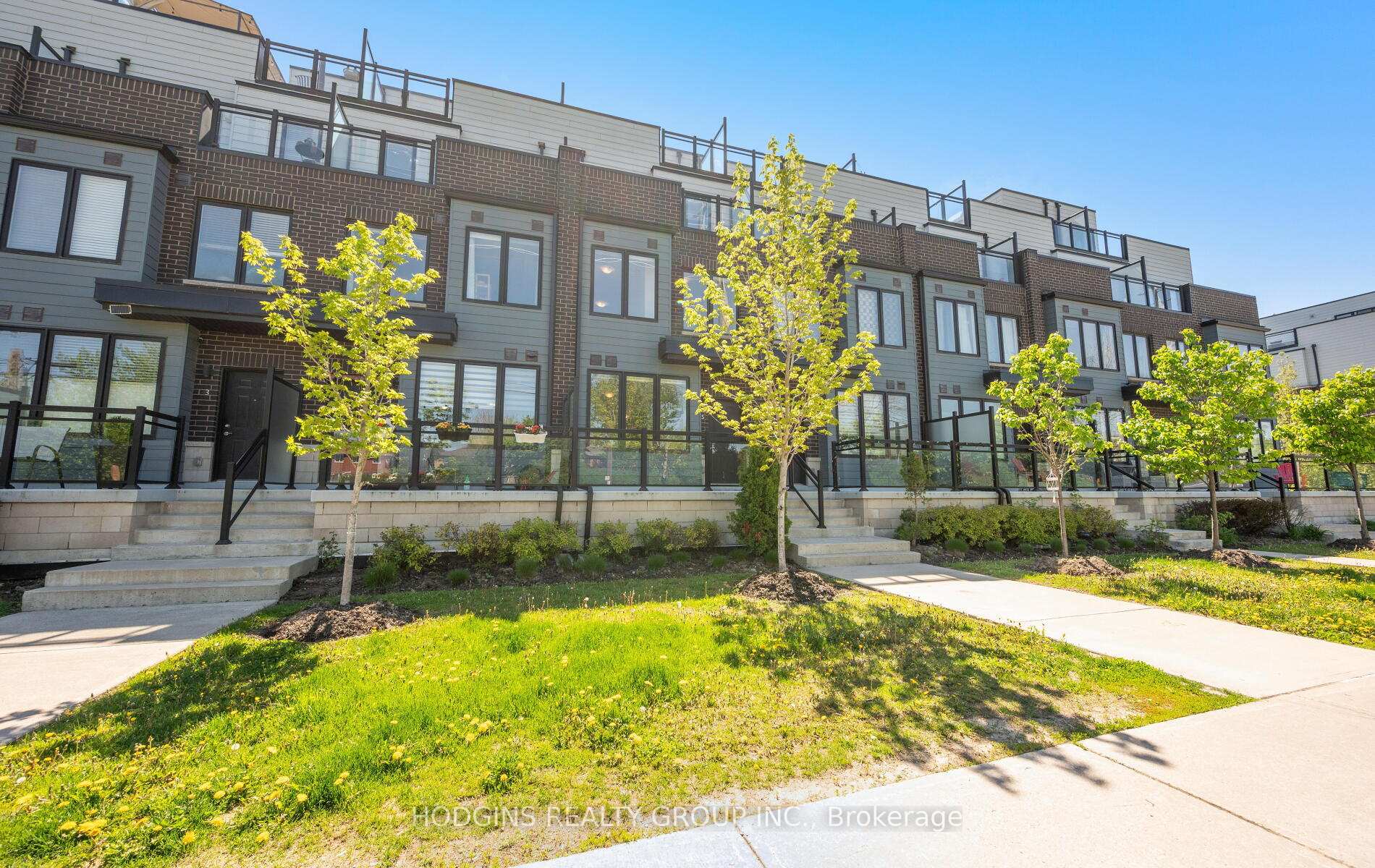 5 - 2212 Bromsgrove Road, Mississauga, ON L5J 0B3