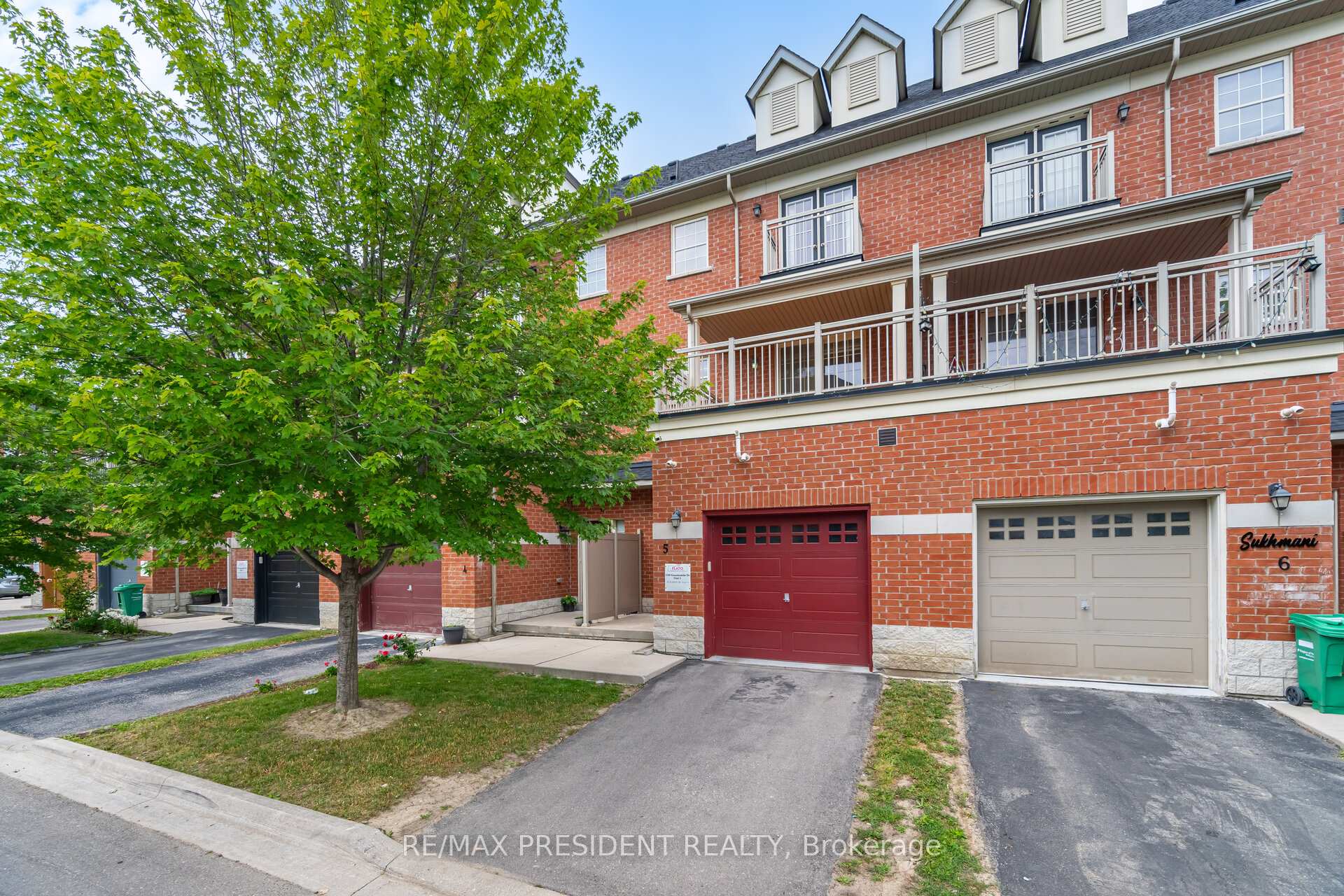 5 - 2530 Countryside Drive, Brampton, ON L6R 3T4