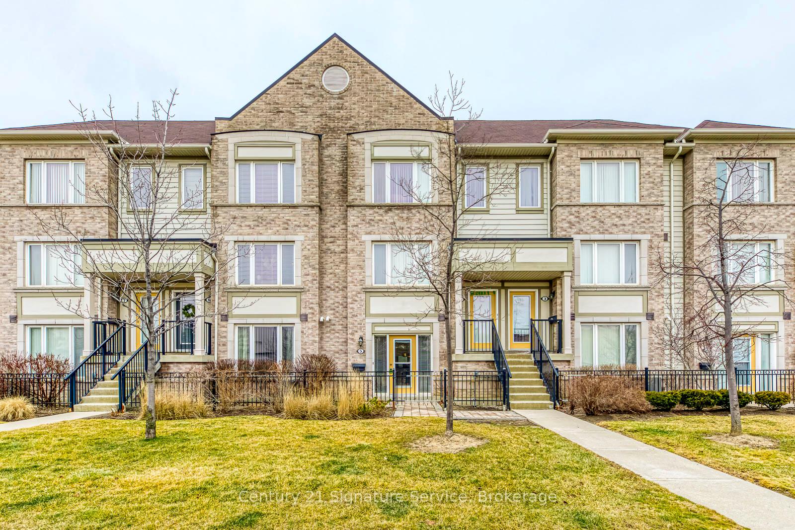 5 - 2935 Hazelton Place, Mississauga, ON L5M 0S3