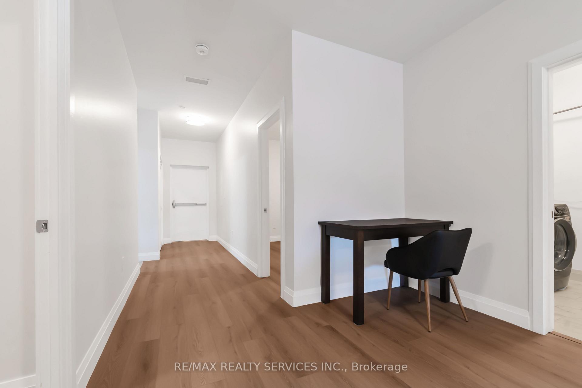 #5 - 30 DEAN PARK Road, Toronto, ON M1B 3H1