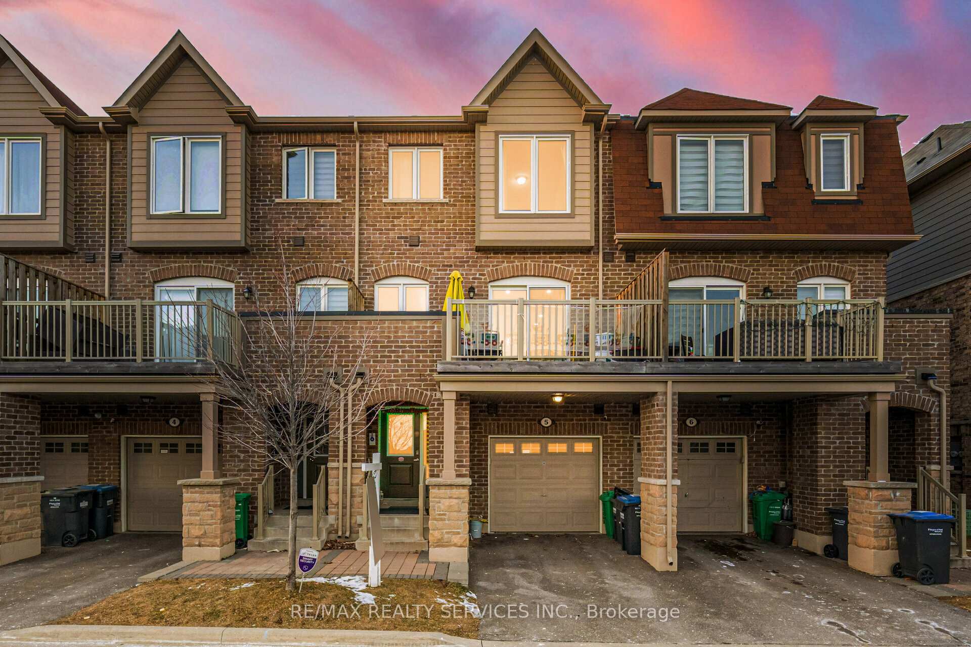 5 - 50 Edinburgh Drive, Brampton, ON L6Y 1N9