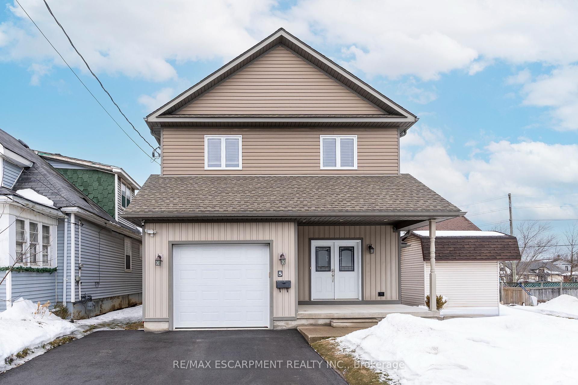 5 BATTLE Street, Thorold, ON L2R 3W3