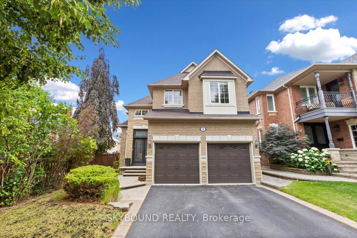 5 Chaplin Crescent, Halton Hills, ON L7G 5Y4