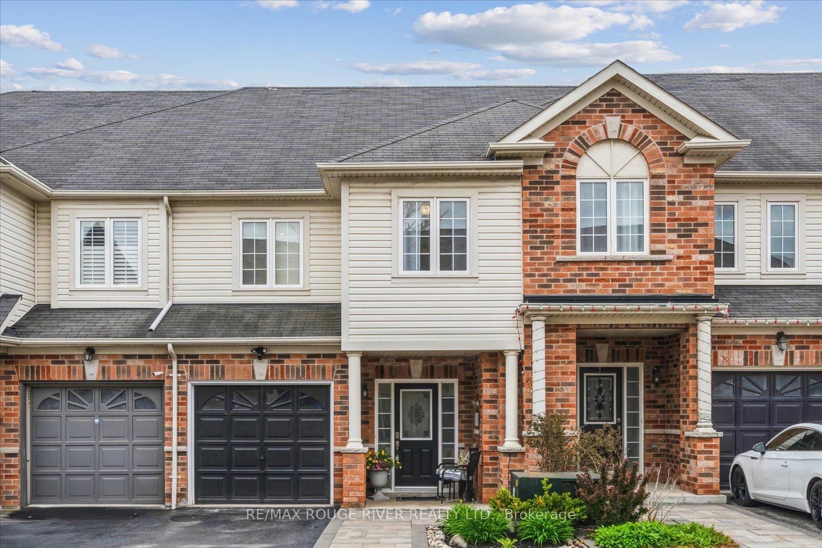 5 Delight Way, Whitby, ON L1M 0G1