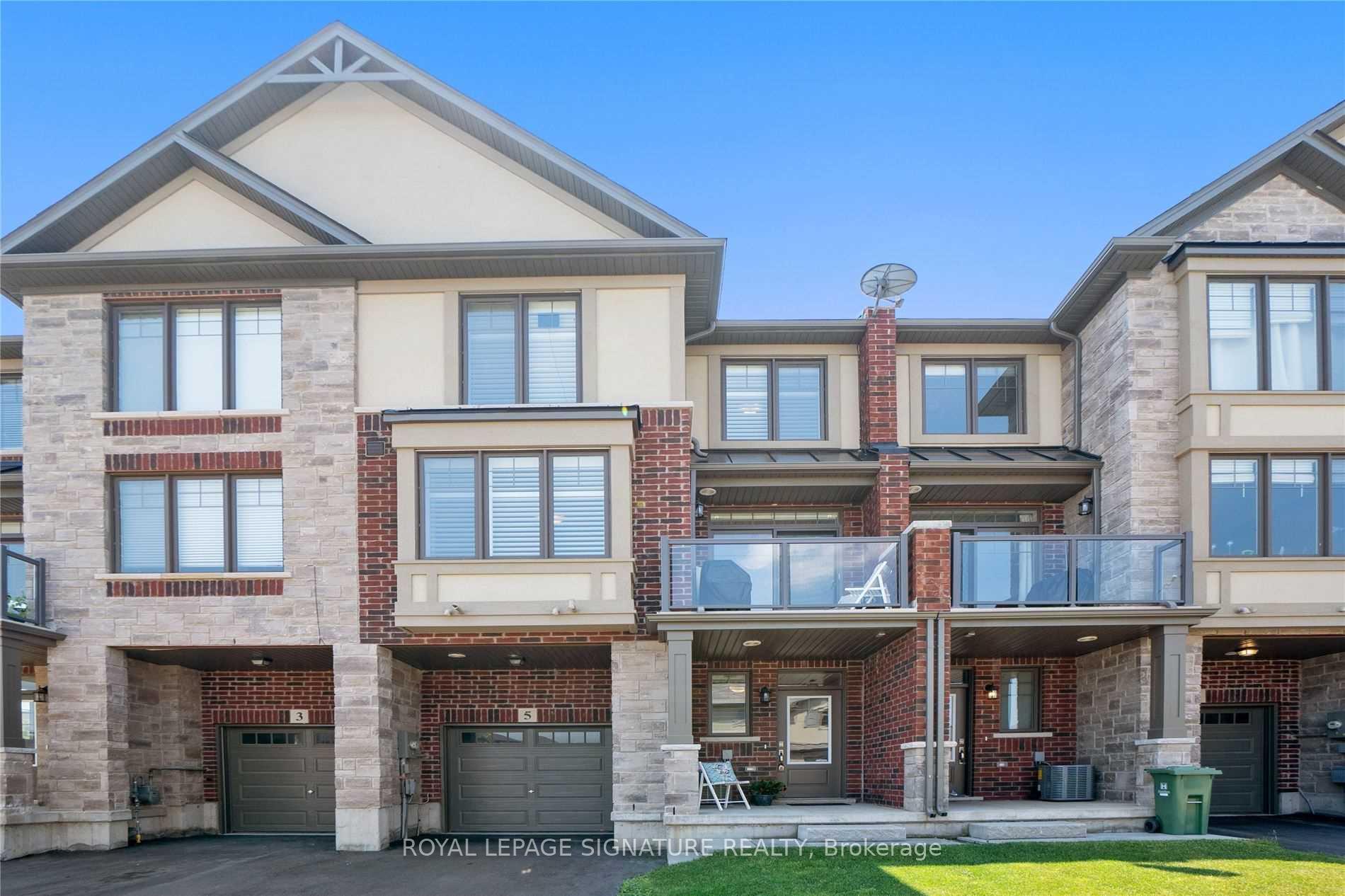 5 Dodman Crescent, Hamilton, ON L9G 0G7