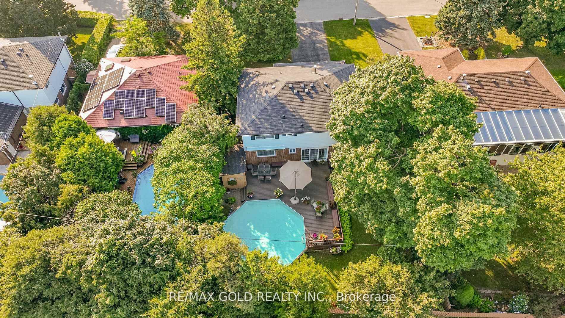 5 Dombey Place, Brampton, ON L6T 1P1