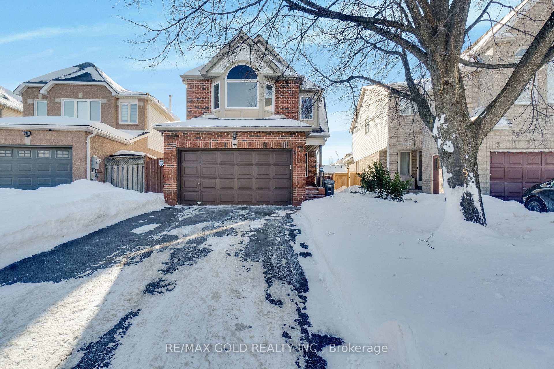 5 Furrows End, Brampton, ON L6Z 4S5