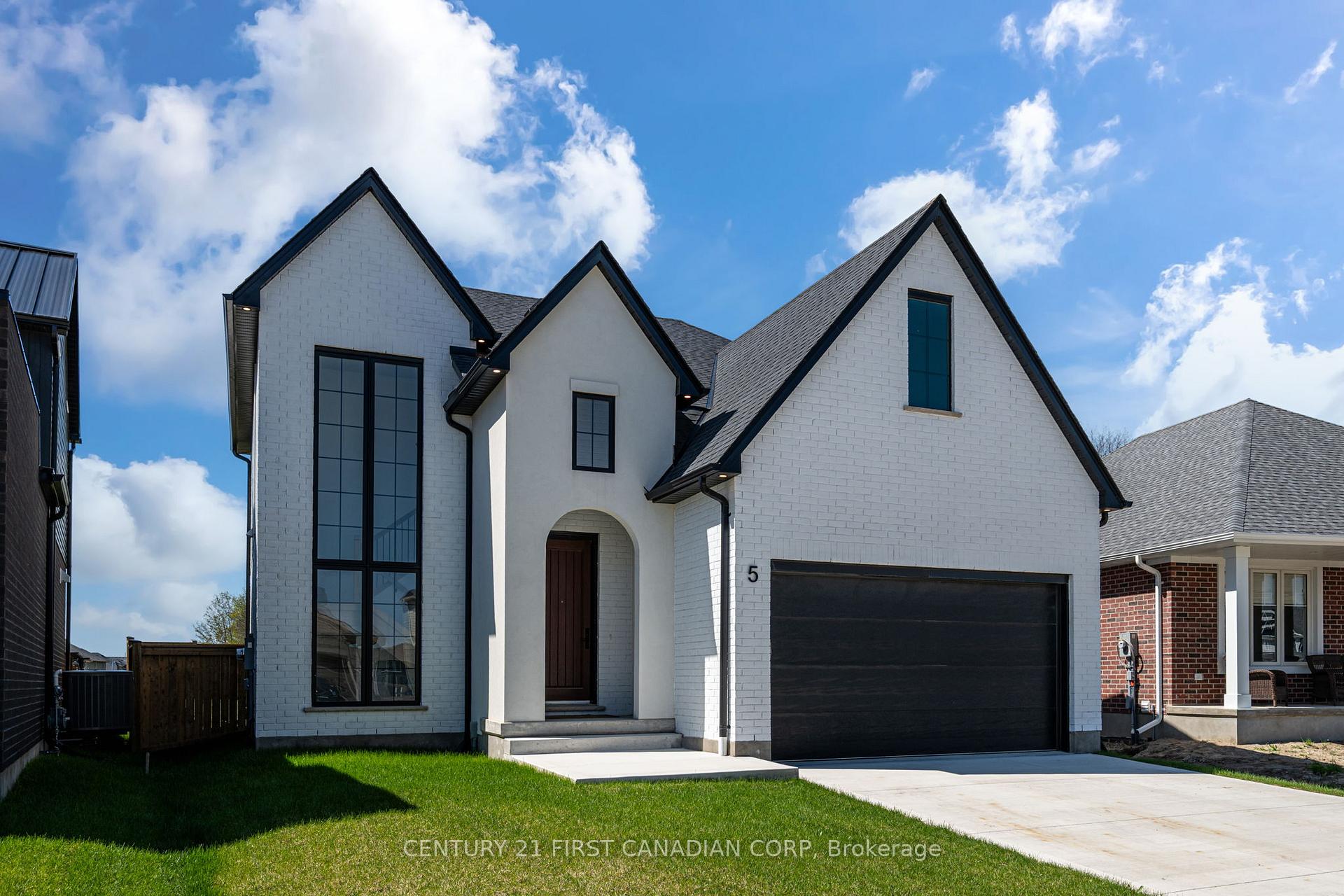 5 Hartland Circle, St. Thomas, ON N5R 0P2