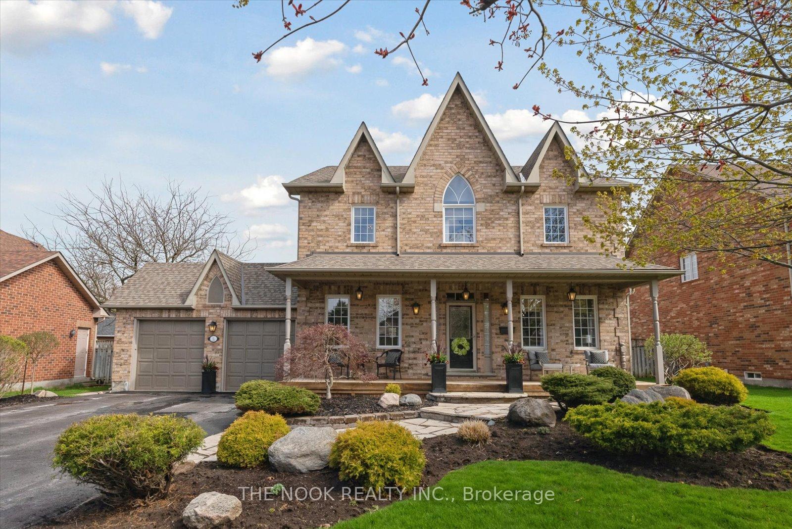 5 Isaac Court, Uxbridge, ON L9P 1X5