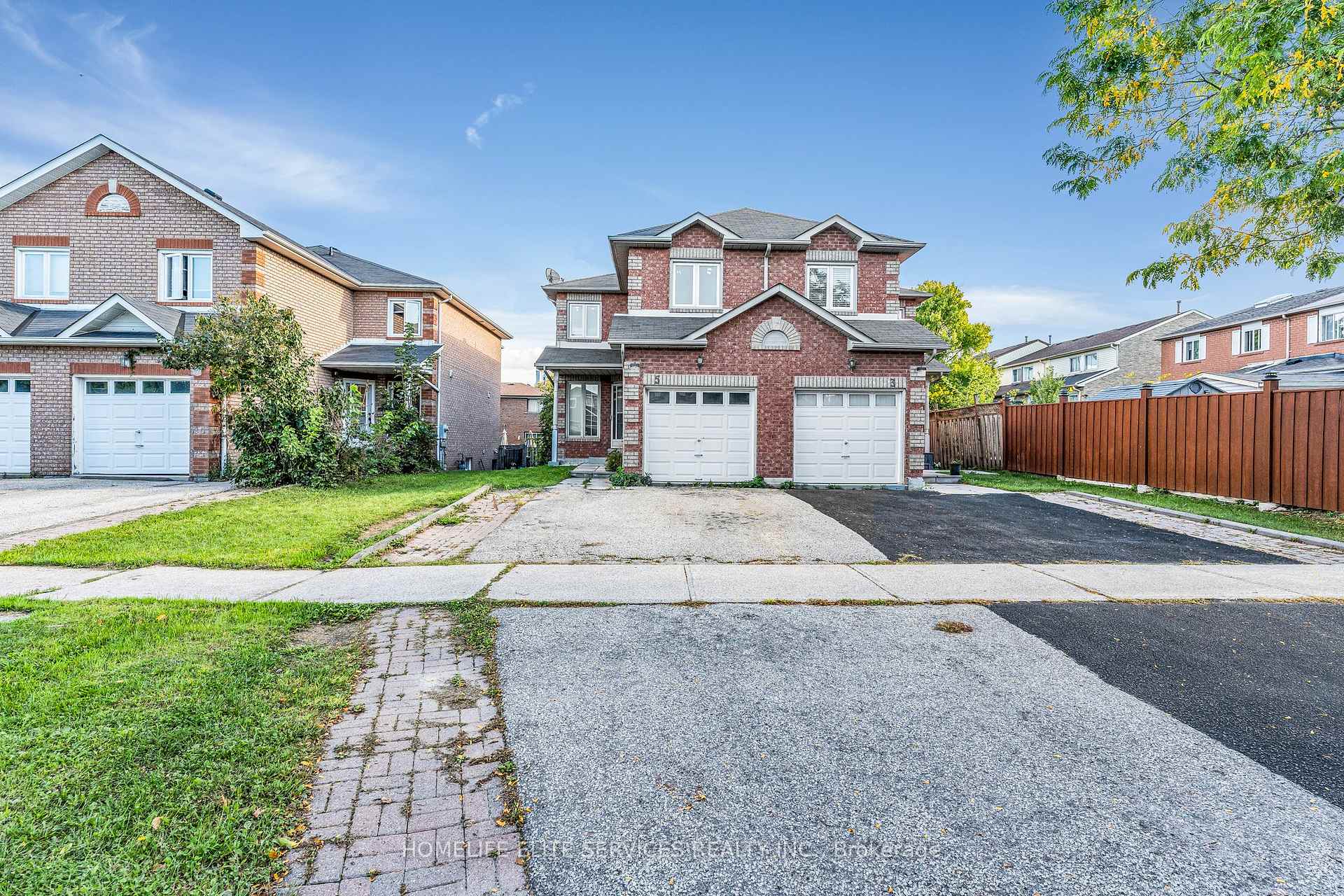 5 Lenthall Avenue, Toronto, ON M1B 2C7