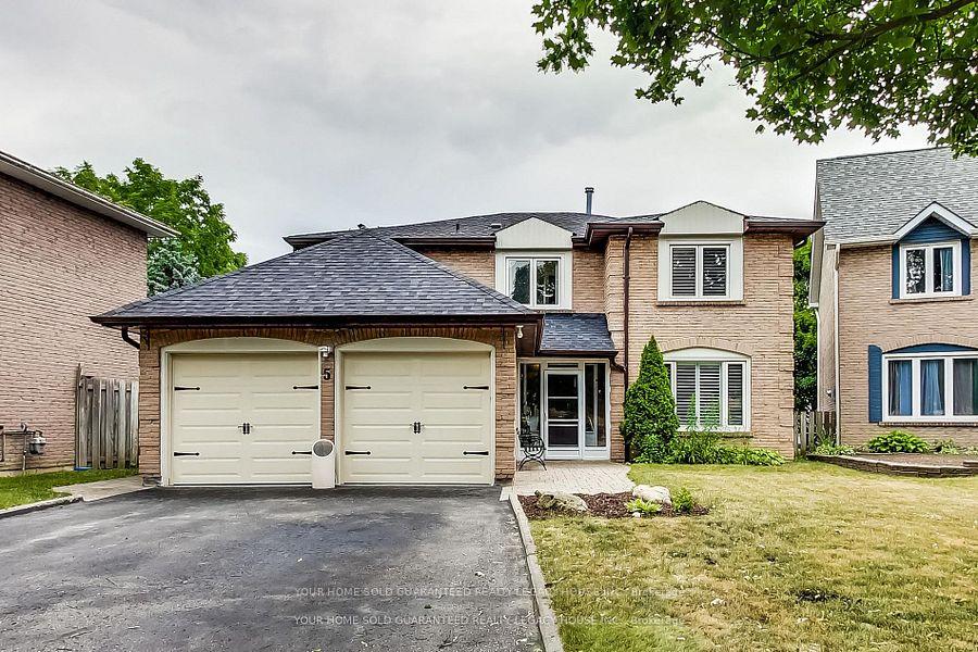 5 Michelle Court, Whitby, ON L1N 6Z1