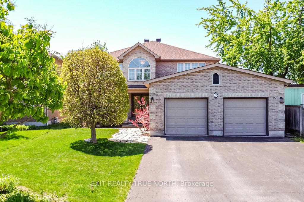 5 Newberry Court, Barrie, ON L4N 0M9