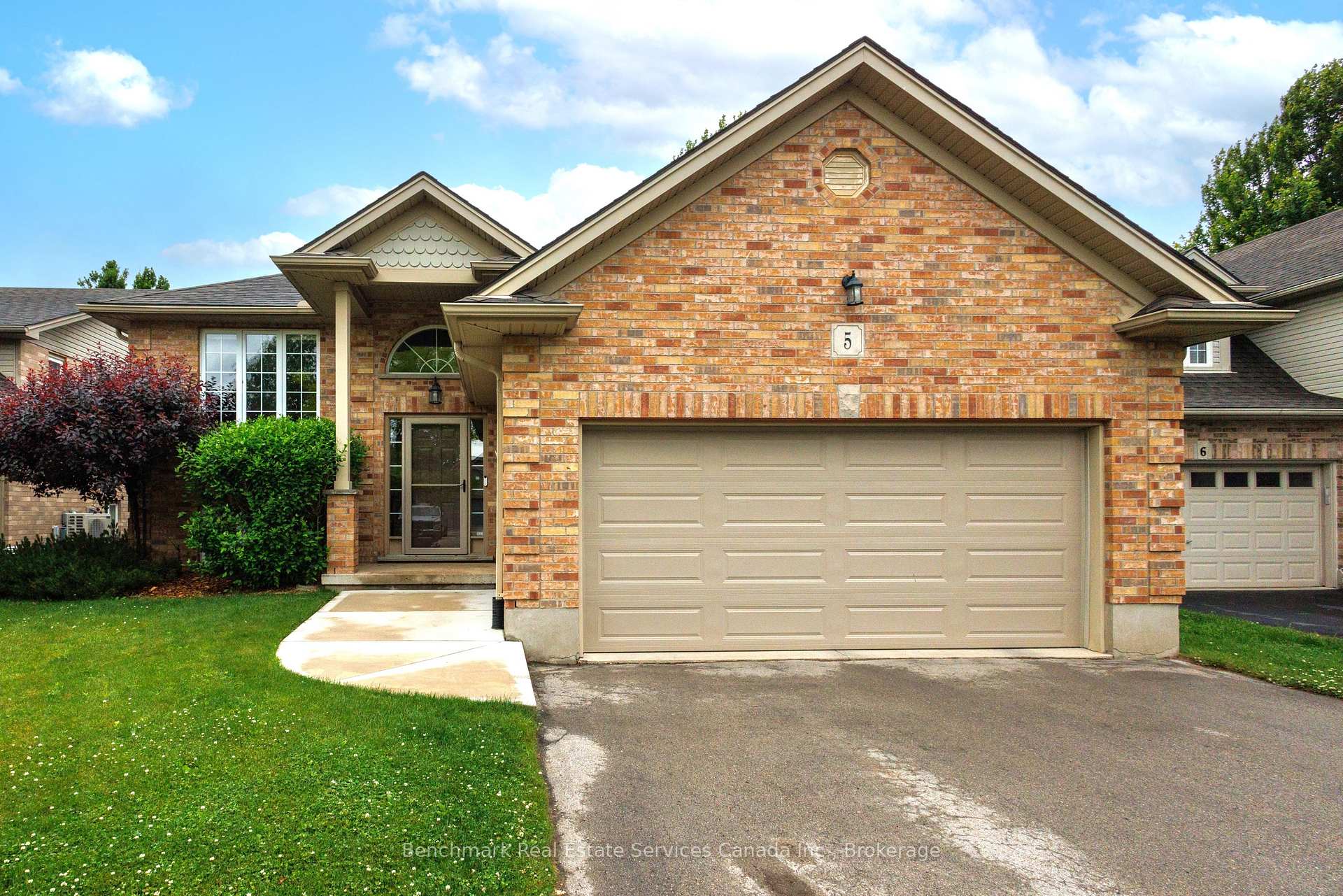 5 Oakwood Court, St. Marys, ON N4X 1B2