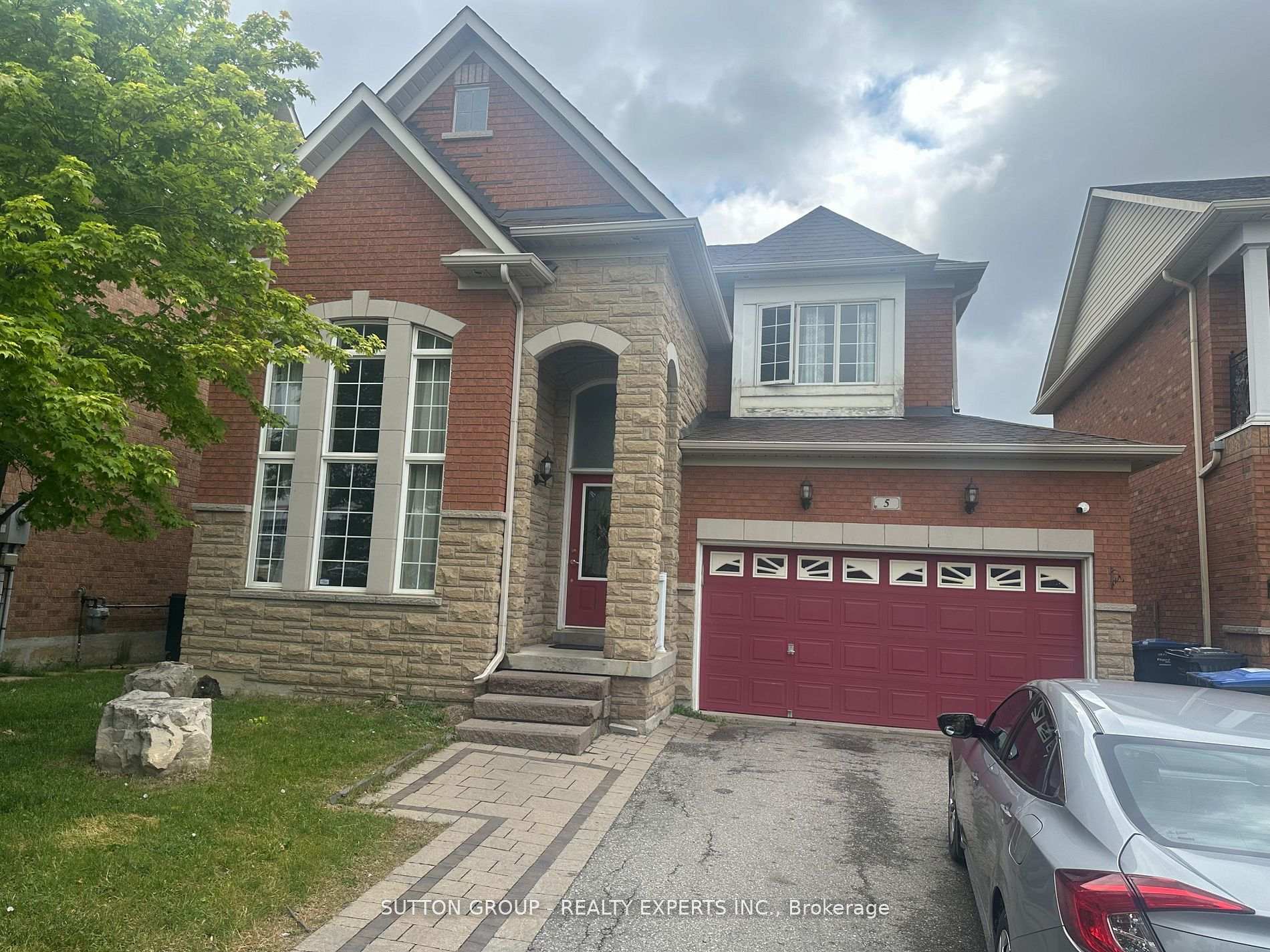 5 Sea Lion Road, Brampton, ON L6V 4P8