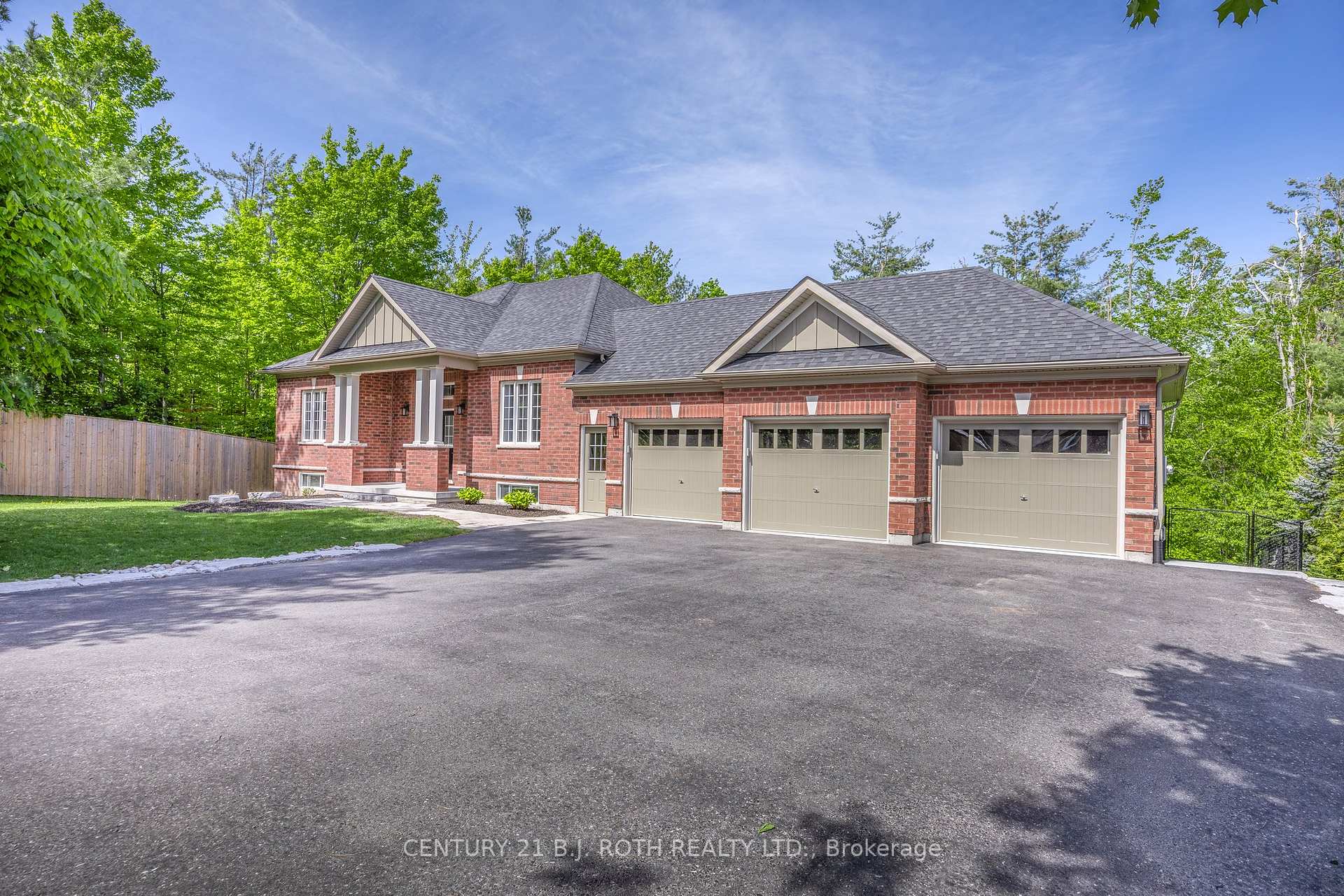 50 Diamond Valley Drive, Oro-Medonte, ON L0L 2E0