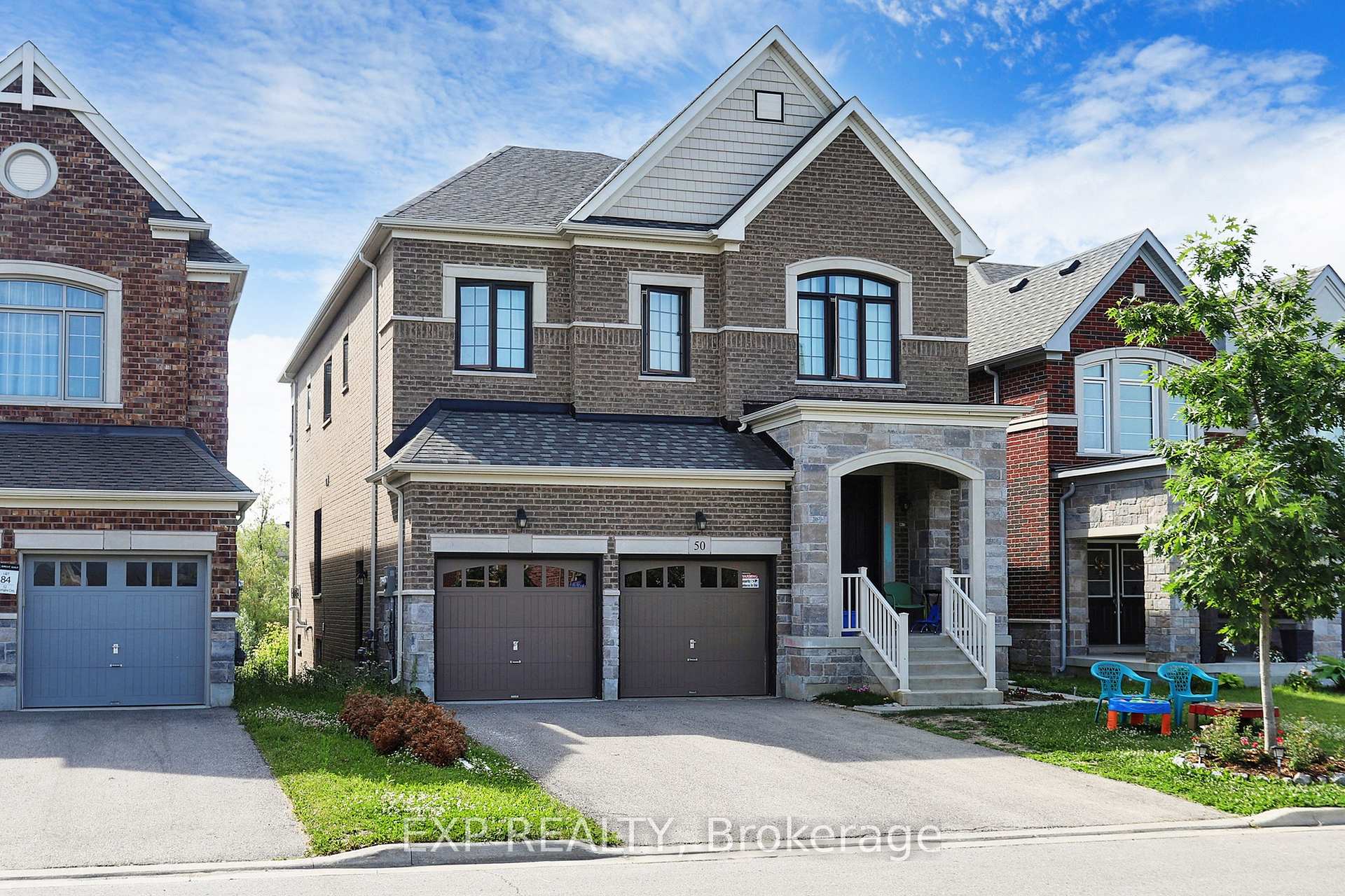 50 Sharonview Crescent, East Gwillimbury, ON L0G 1V0