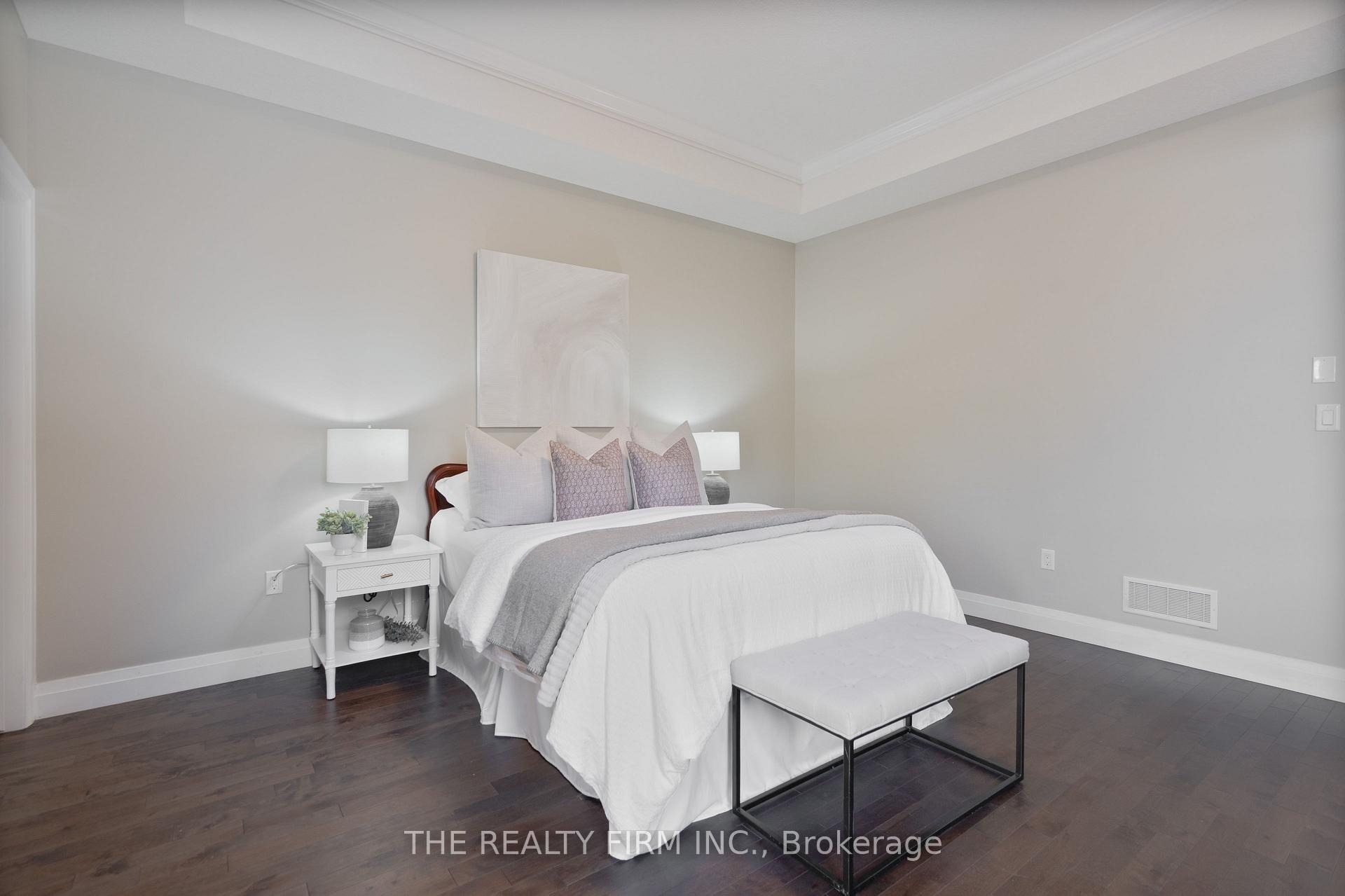 50 Veale Crescent, Strathroy-Caradoc, ON N7G 0C9